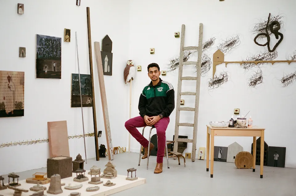 How to Interpret Symbolism in Contemporary Art – A Guide